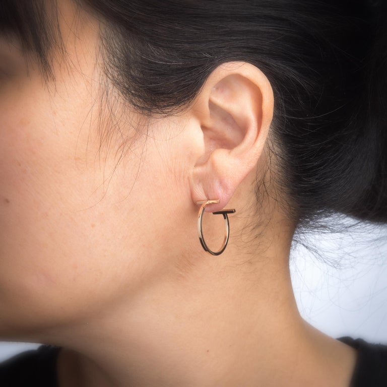 Tiffany and Co. T Wire Hoop Earrings 18 Karat Gold Medium Size Estate ...