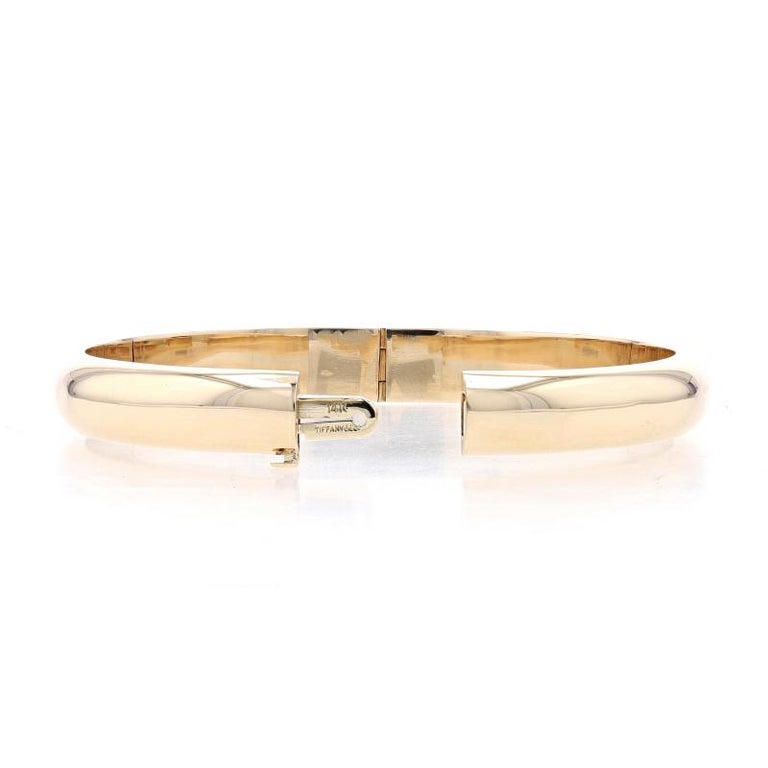 Tiffany and Co. Vintage Oval Bangle Bracelet Yellow Gold 14k For Sale at 1stDibs