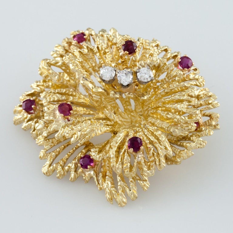 Tiffany and Co. Vintage Ruby and Diamond 18 Karat Yellow Gold Brooch ...