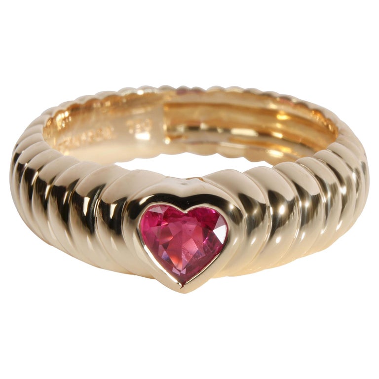 Tiffany and Co. Vintage Ruby Heart Ring in 18K Yellow Gold at 1stDibs