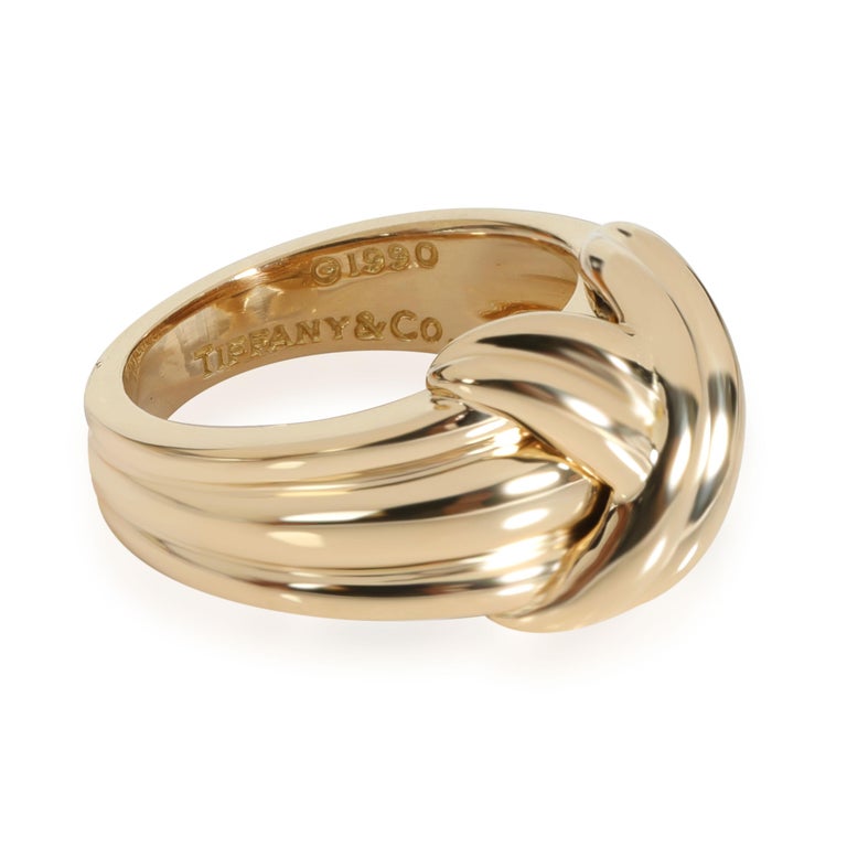 Tiffany and Co. Vintage Signature X Ring in 18K Yellow Gold For Sale at ...