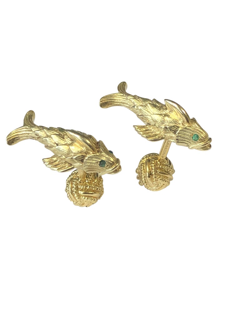 Tiffany and Co. Schlumberger Yellow Gold Fish Cufflinks at 1stDibs