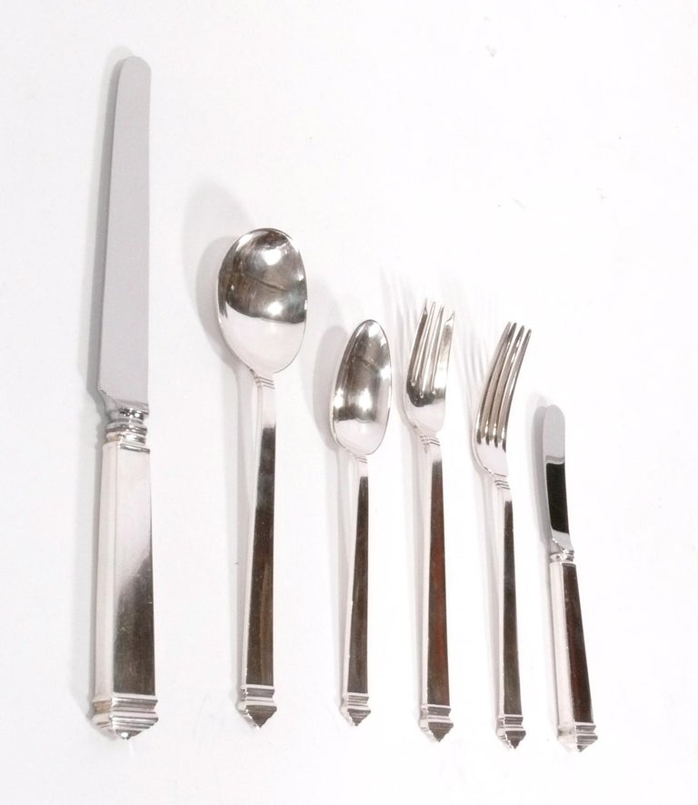 Tiffany Hampton Pattern Sterling Silver Flatware Large 96 Piece Set For ...