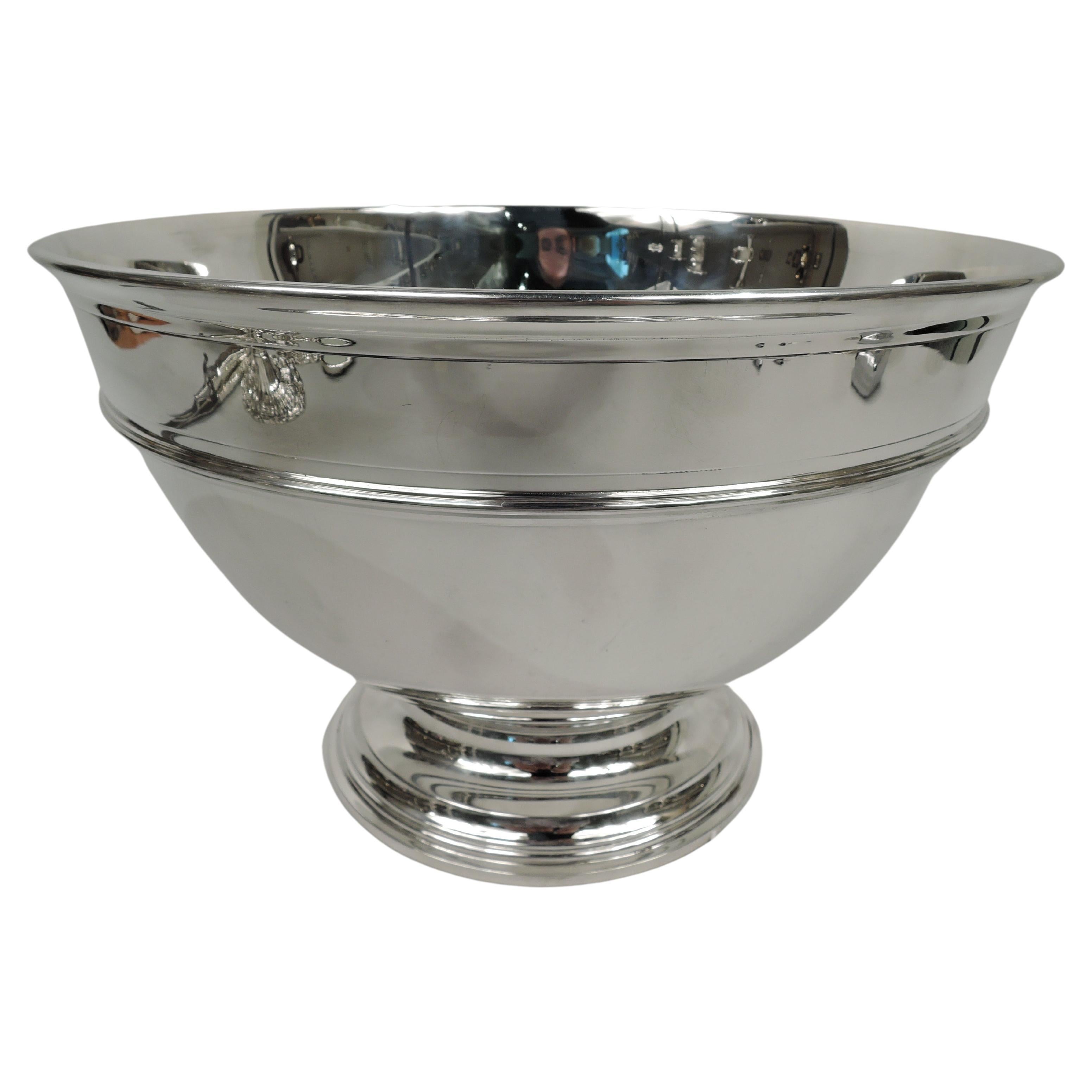 Metal Centerpieces - 2,036 For Sale at 1stDibs | metal centerpieces