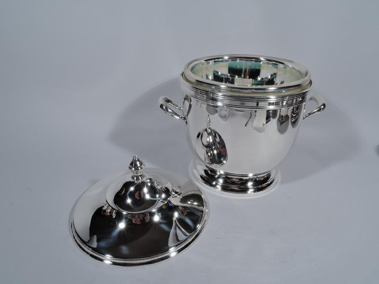 Tiffany Sterling Silver Classic Ice Bucket For Sale at 1stDibs