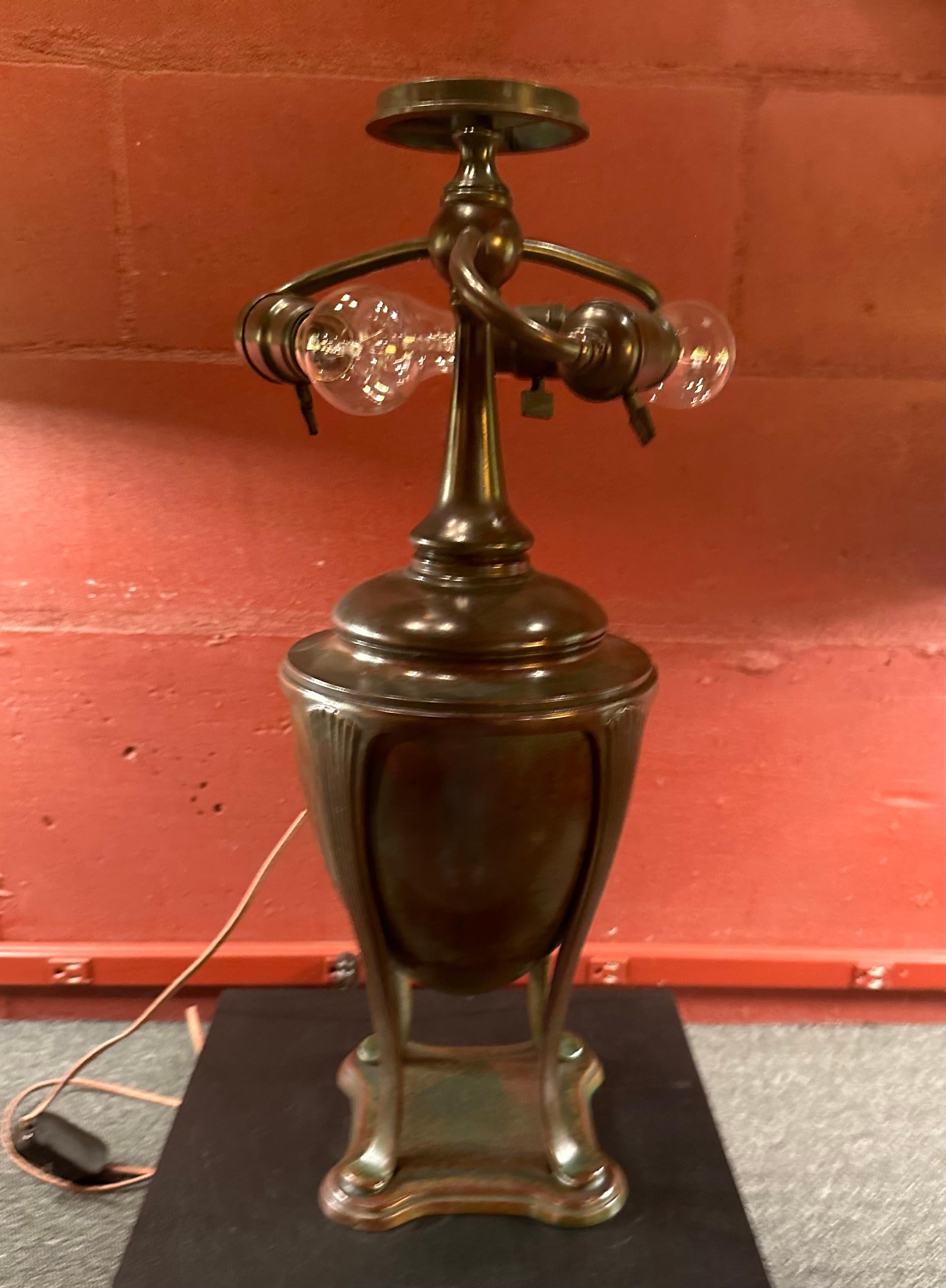 Tiffany Studios 16” Acorn Table Lamp For Sale at 1stDibs