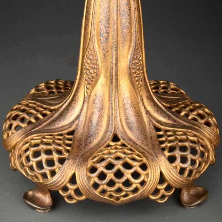 Tiffany Studios Jeweled Drophead Dragonfly Table Lamp For Sale at 1stDibs