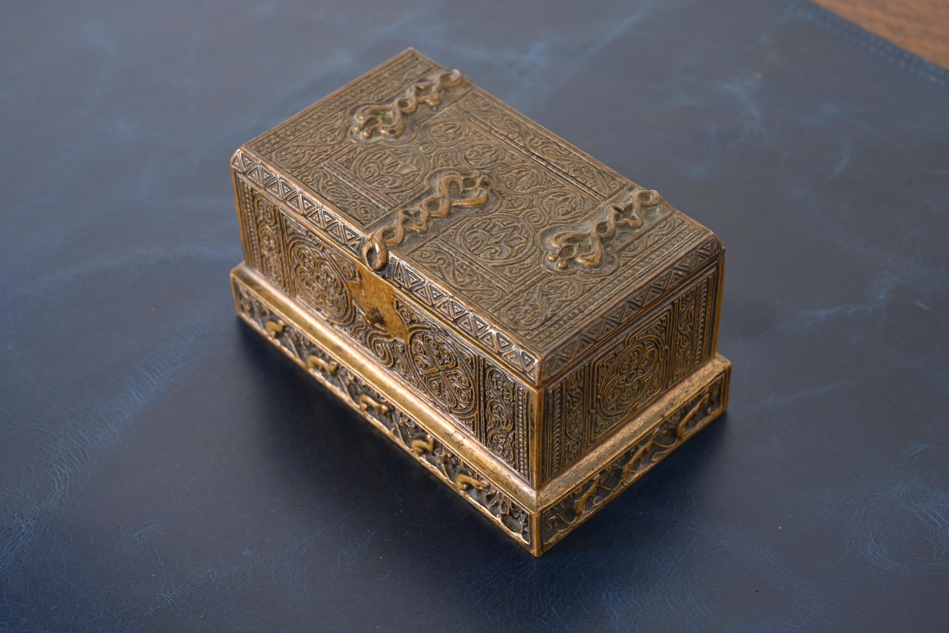 Tiffany Studios New York Venetian Bronze Double Inkwell For Sale at 1stDibs