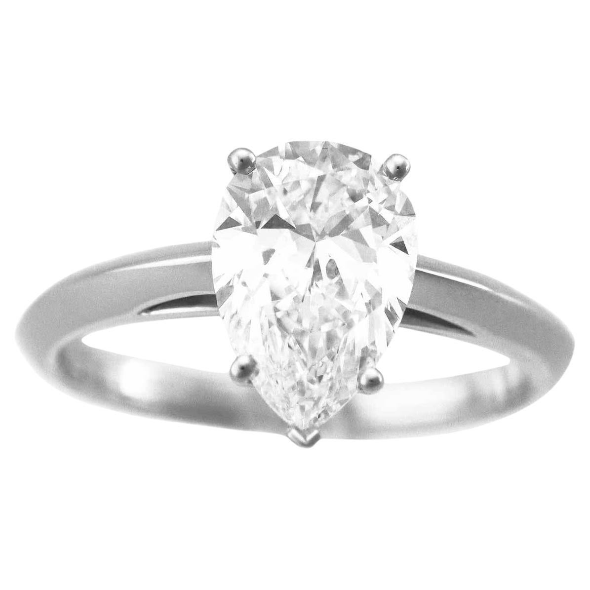 Tiffany and Co. Ribbon Engagement Ring .82 Carat Center IVS1 For Sale ...