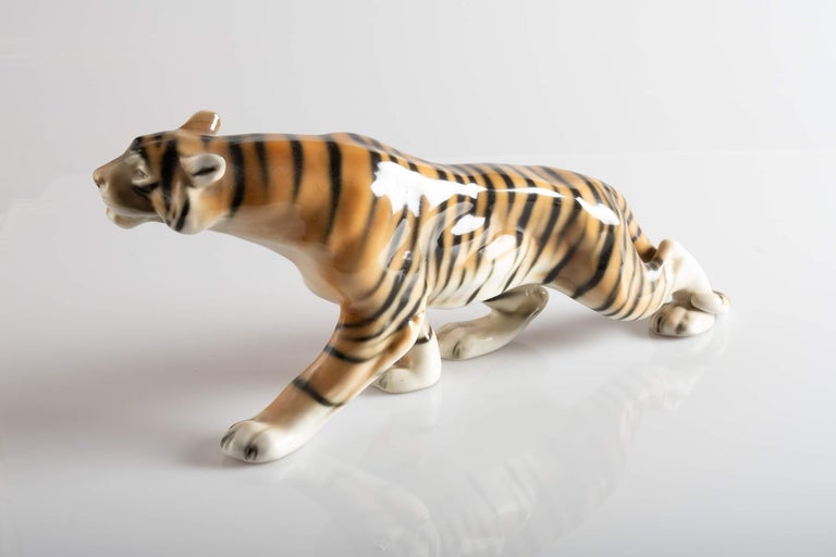 Tiger Porcelain Sculpture, Italy, circa 1950 For Sale at 1stDibs
