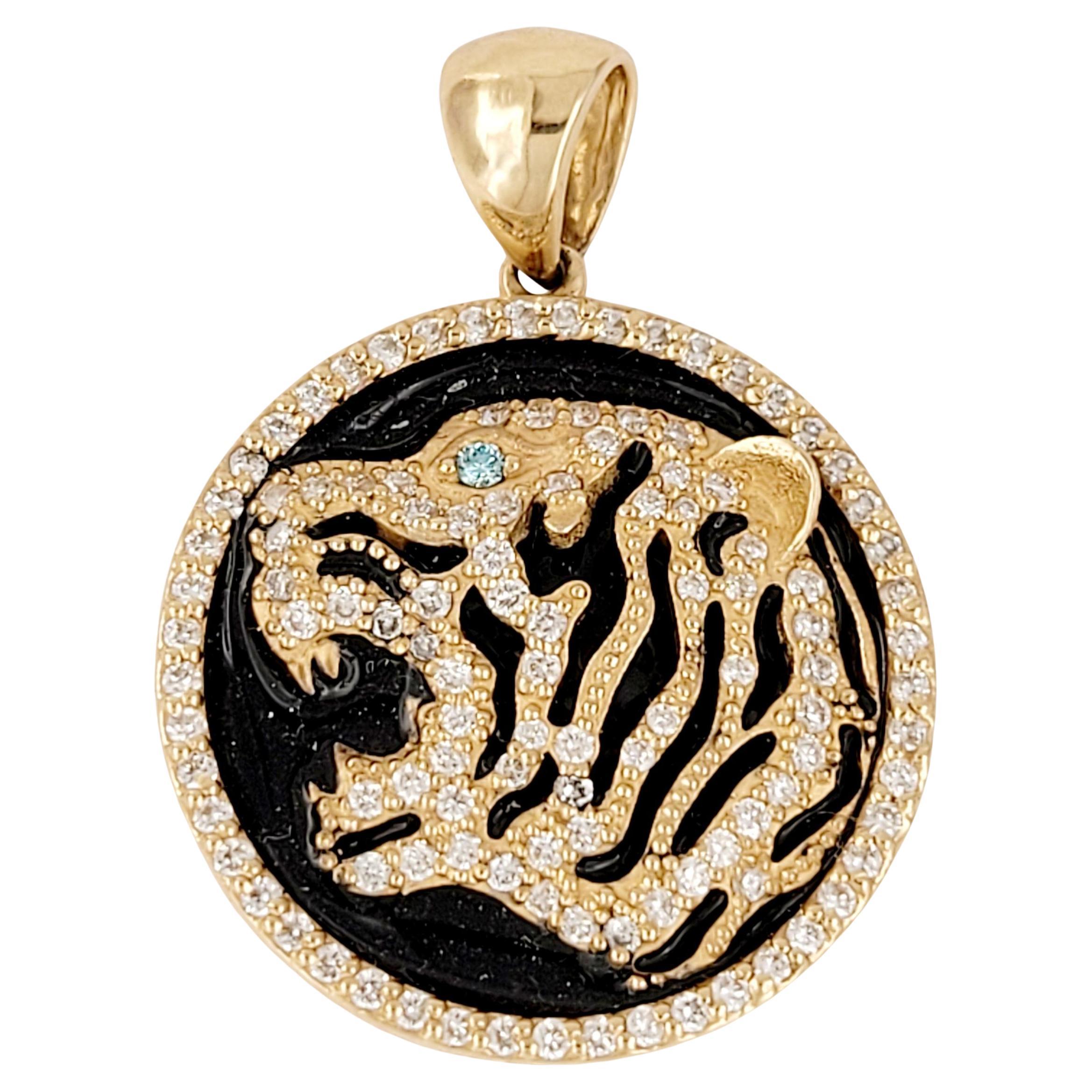 Tiger Round Pendant 14k Yellow Gold with Diamonds For Sale at 1stDibs