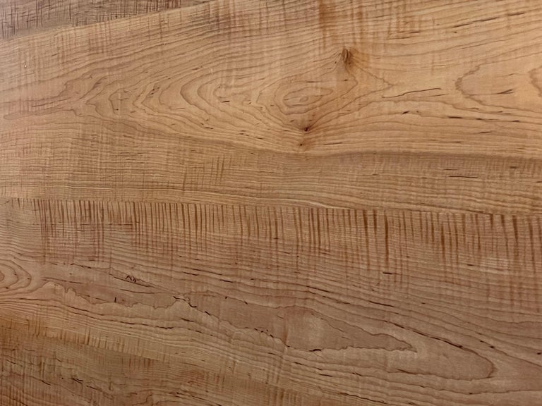 Tiger Striped Maple Table For Sale at 1stDibs