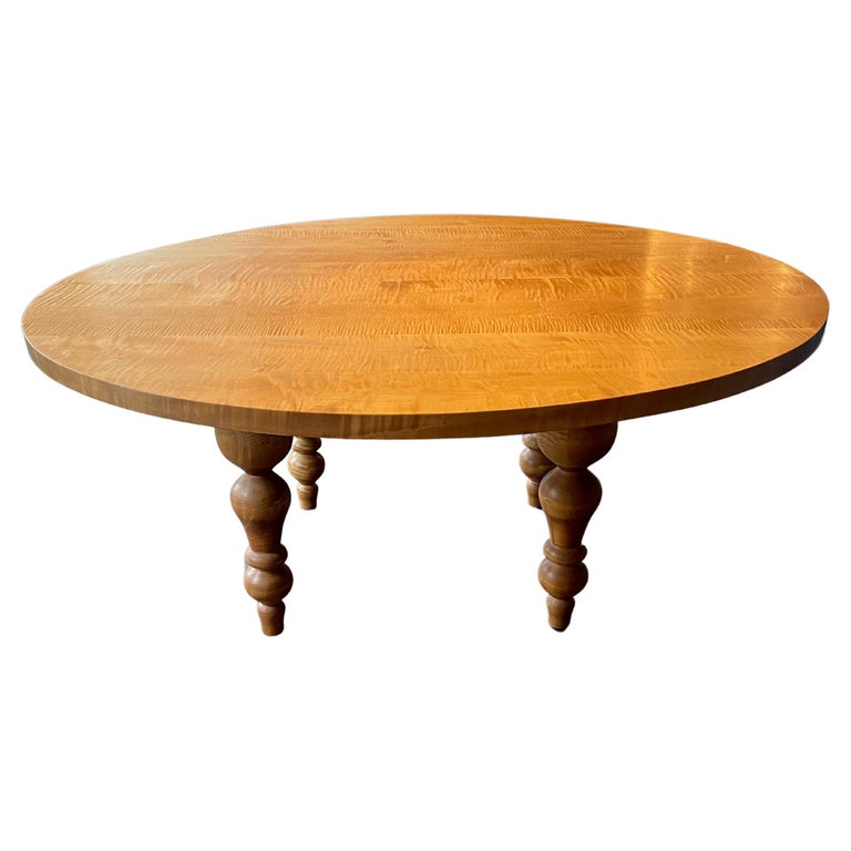 Tiger Maple Round Dinning Table For Sale at 1stDibs