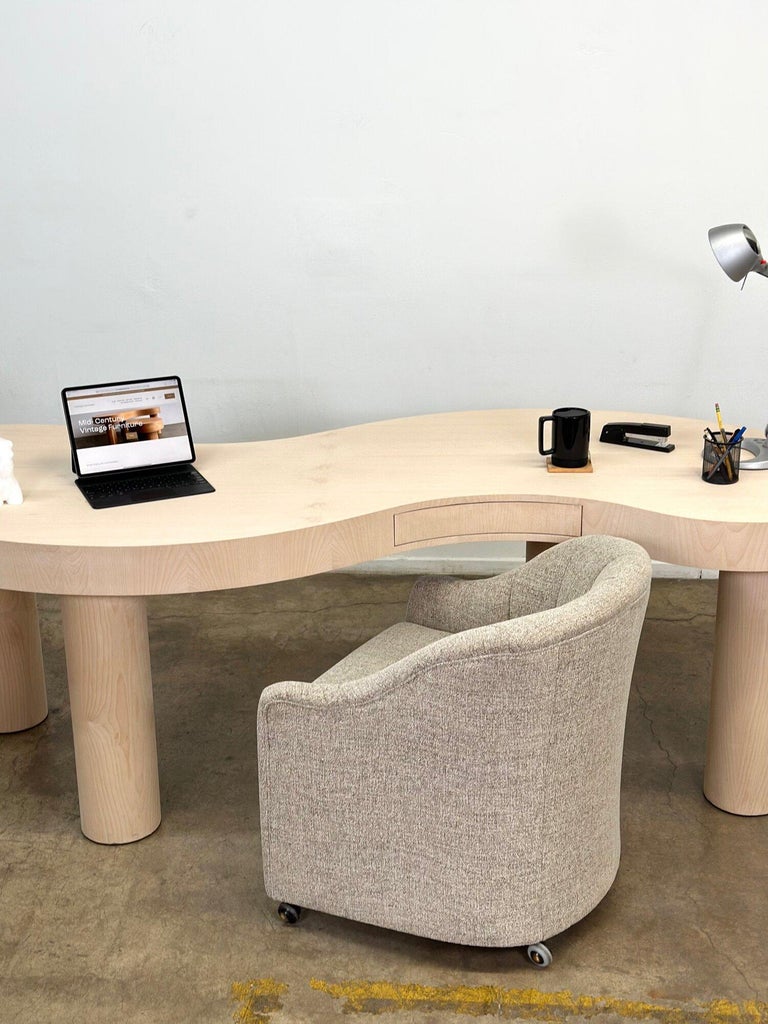Tilde '~' Coworking Desk by Vintage on Point For Sale at 1stDibs