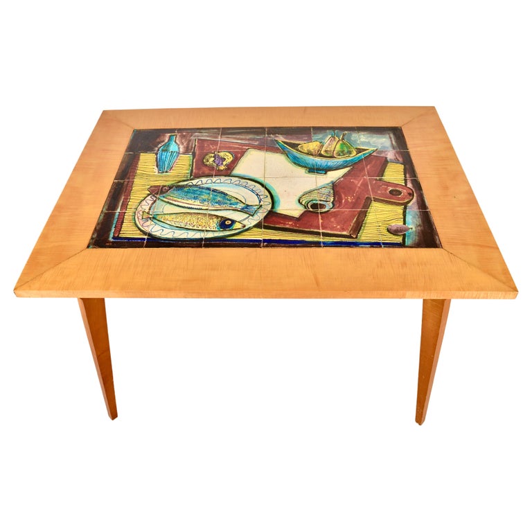 Esstisch mit Kachelplatte aus Ahorn, Frankreich, 1950er Jahre im ...