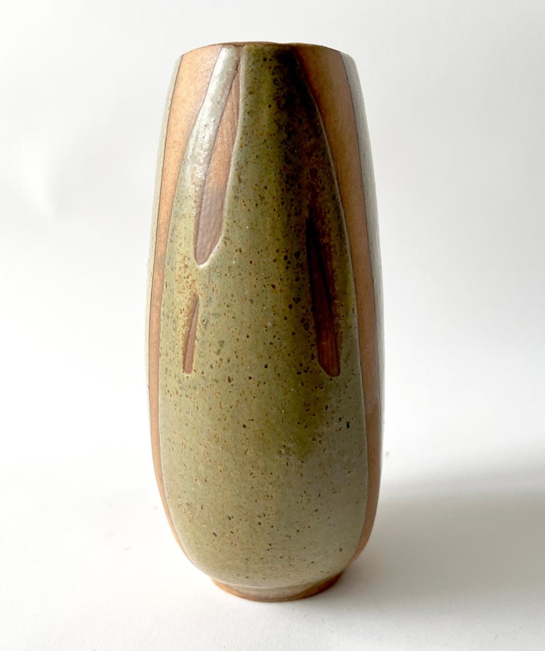 Tom McMillin California Studio Pottery Drip Glaze Vase For Sale at 1stDibs