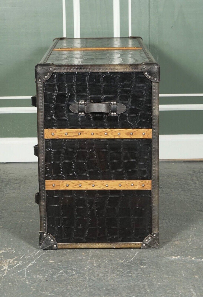 Timothy Oulton Radcliffe 'Oxford University' Crocodile Leather Chest of ...