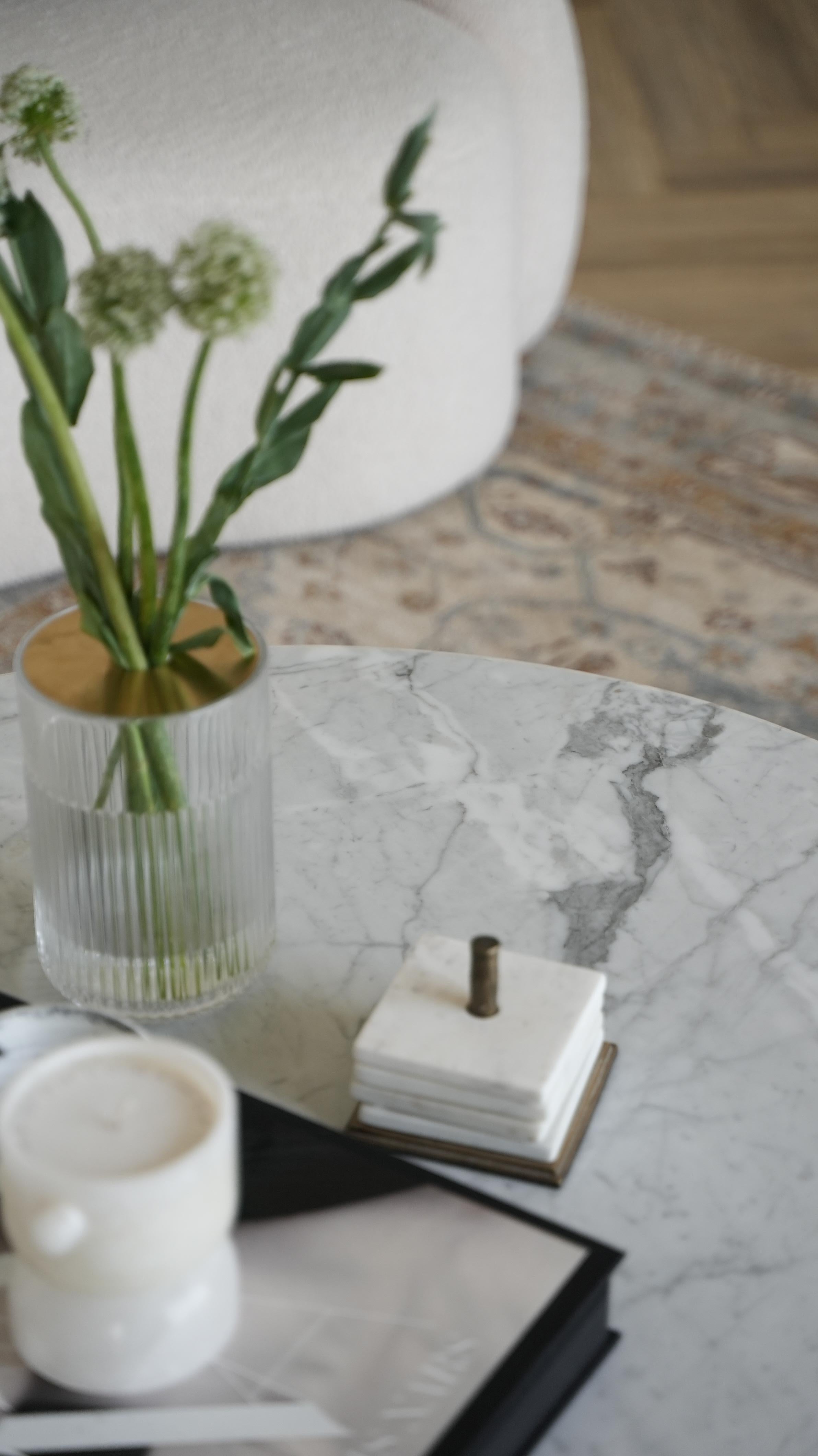 Tisbury Coffee Table in White Arabescato For Sale at 1stDibs