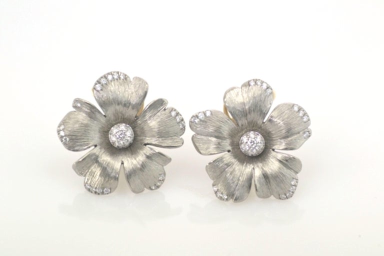 Titanium Diamond 18 KT Rose Gold Flower Earrings For Sale at 1stDibs