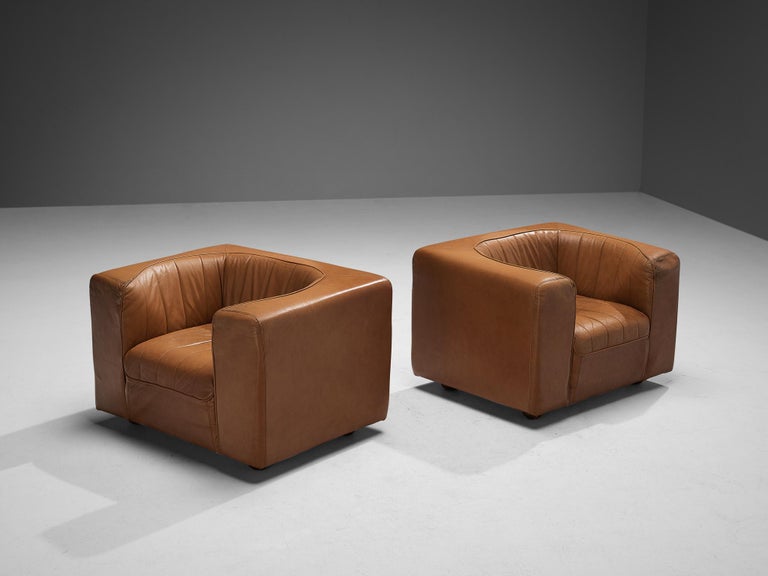 Tito Agnoli for Arflex Pair of Lounge Chairs in Cognac Leather For Sale ...