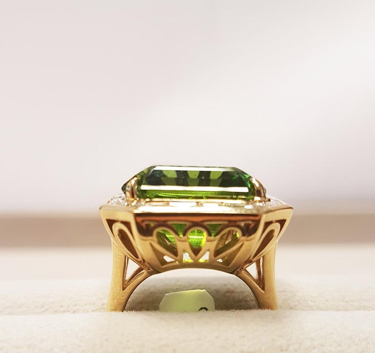 Tivon 18ct Yellow Gold large Art Deco Peridot and baguette Diamond ...