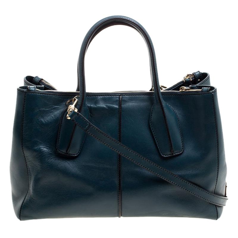 2000s Vince Black Leather Bucket Bag For Sale at 1stdibs