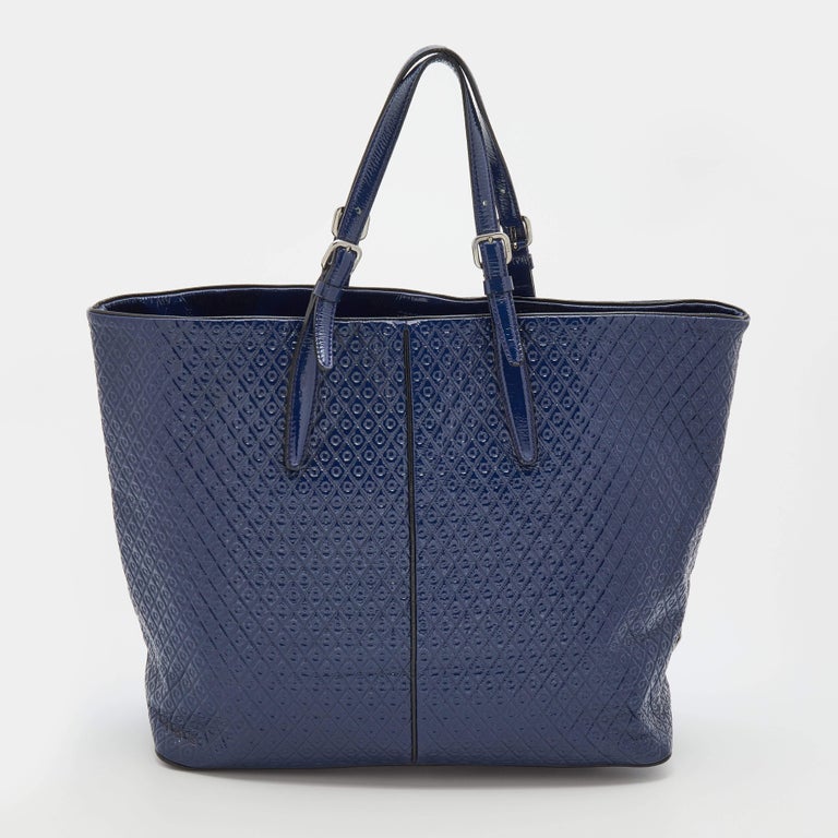 Tod's Navy Blue Patent Leather Signature Shopper Tote For Sale at 1stDibs