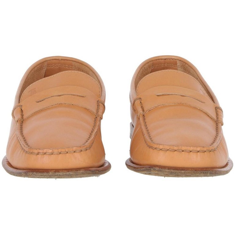 Tod's Vintage sand-colored leather 2000s loafers For Sale at 1stDibs