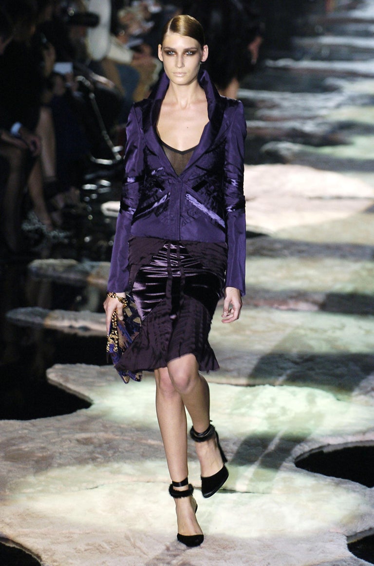 Tom Ford for Gucci F/W 2004 Runway Collection Purple Silk Taffeta ...