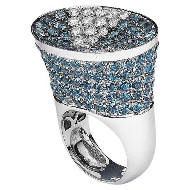 Topaz and Diamond Gold Ring For Sale at 1stDibs