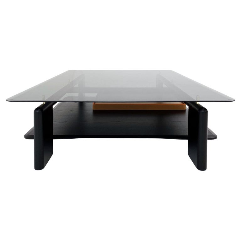 Toro, the luxurious Coffee Table with Leather Tray For Sale at 1stDibs