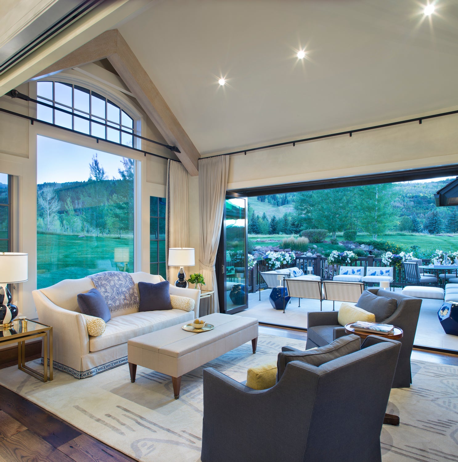 Living Room by Forum Phi Interiors on 1stdibs