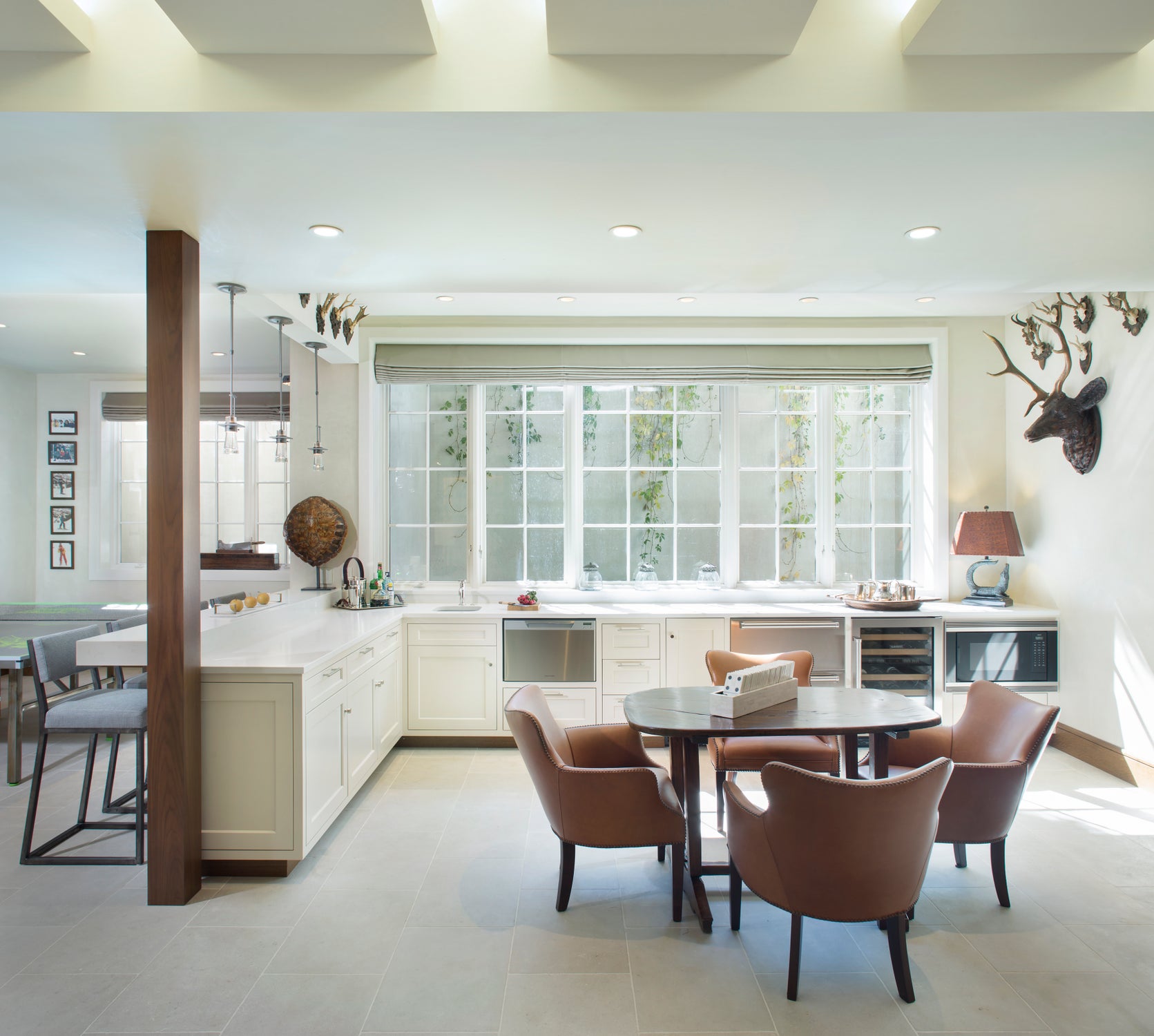 Kitchen by Forum Phi Interiors on 1stdibs