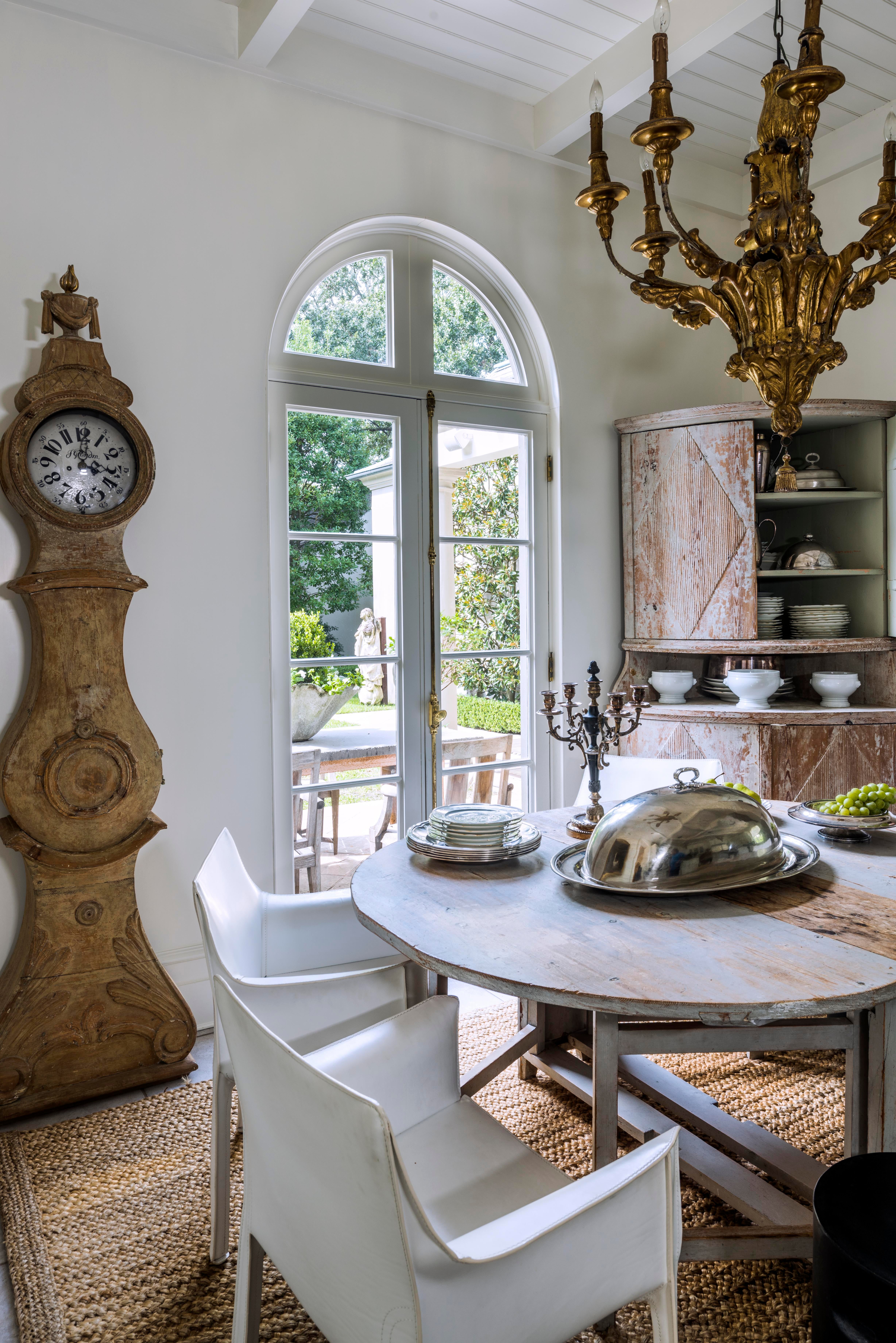 Kitchen by Tara Shaw Design on 1stdibs