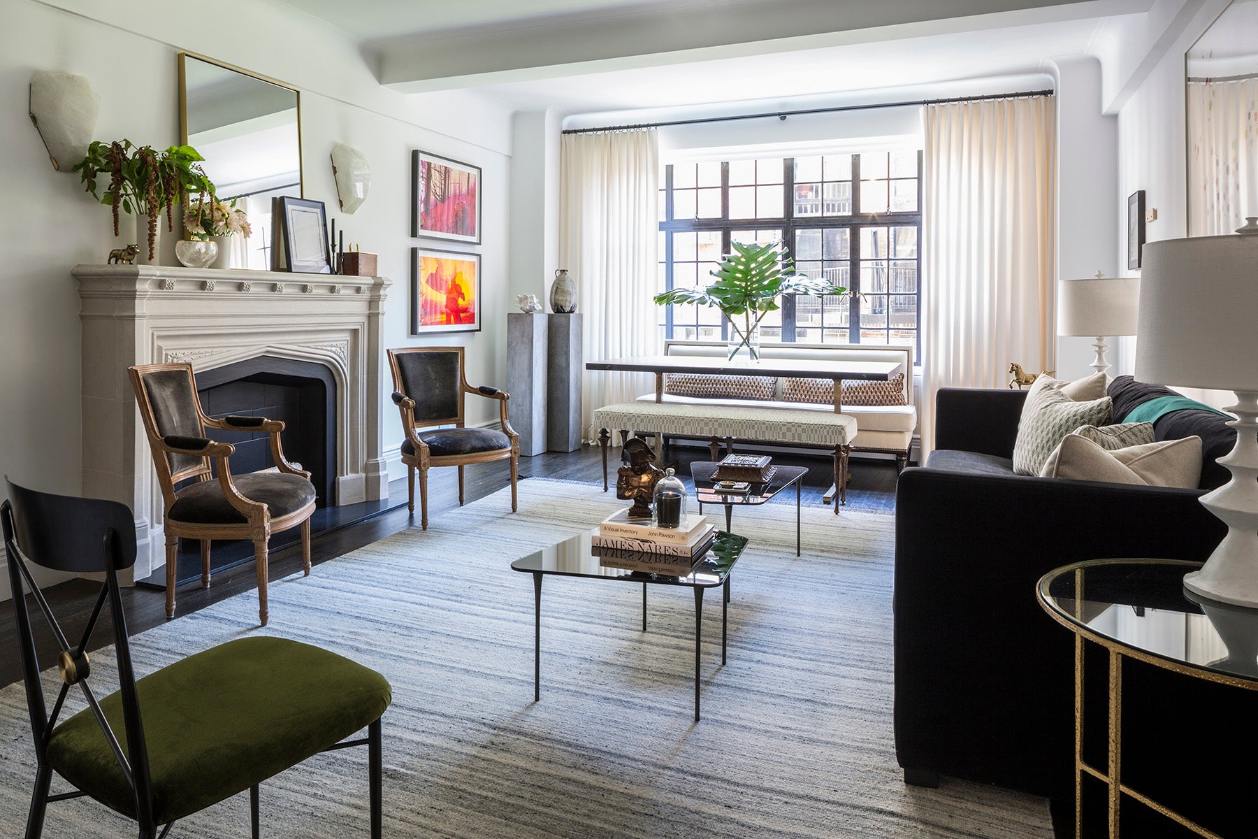 Bennett's New York City Residence by Bennett Leifer Interiors on 1stdibs