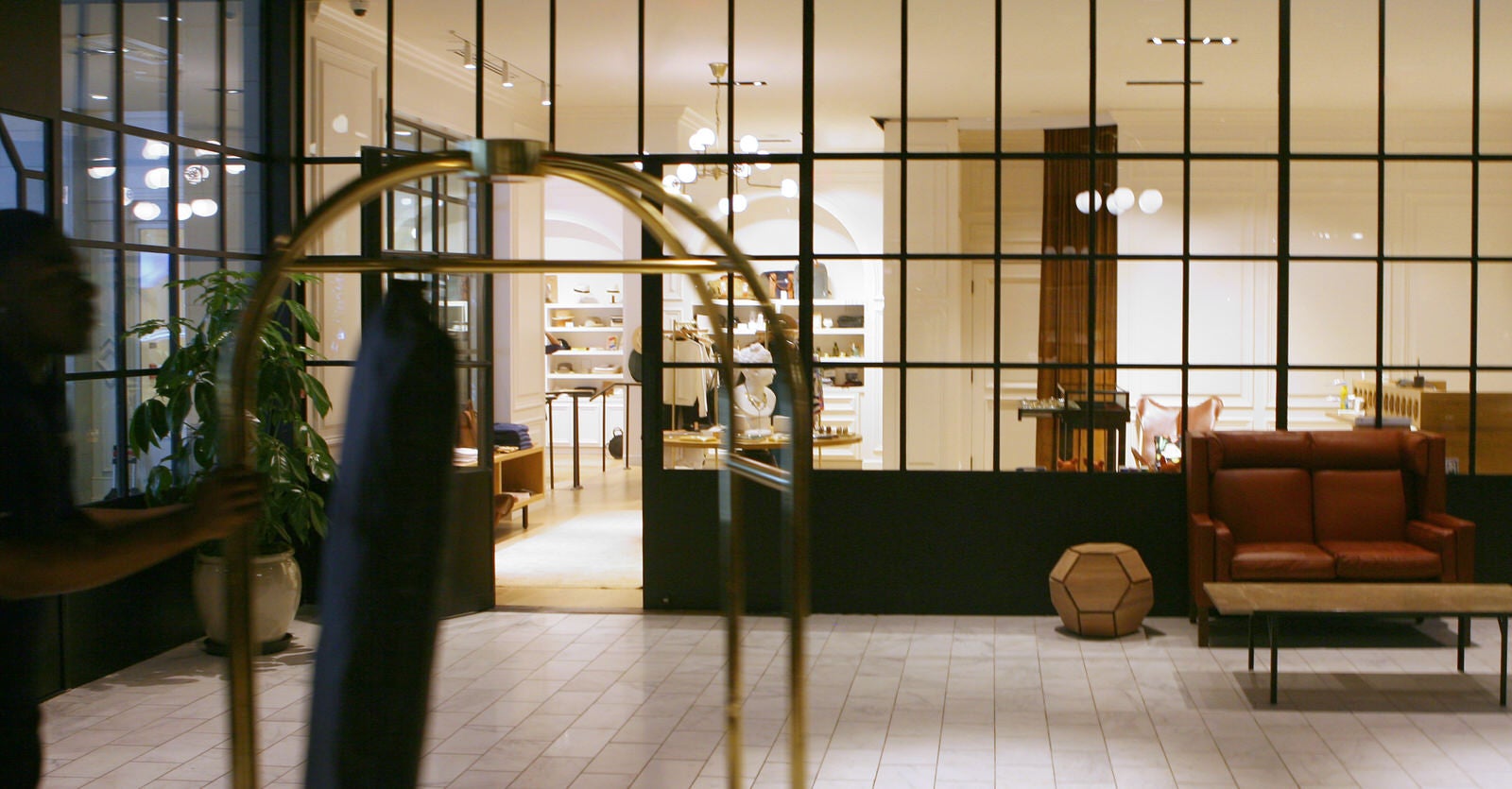 Retail Lobby and Reception Design Ideas - 114 Pictures | 1stDibs