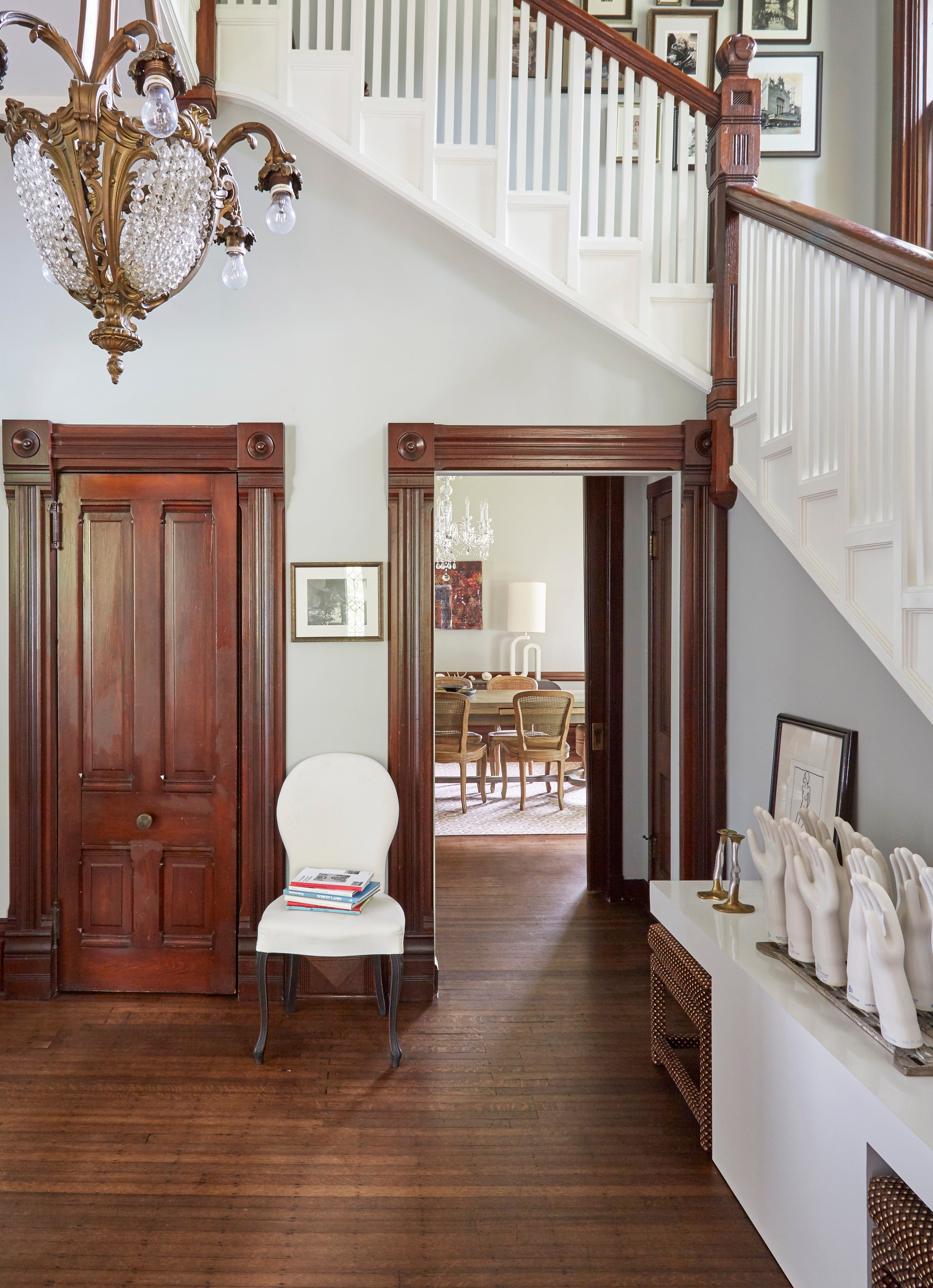 Victorian Entry and Hall Design Ideas - 97 Pictures | 1stDibs