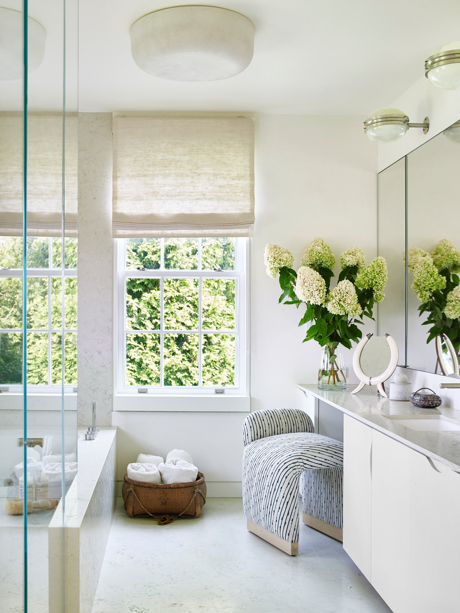 Sagaponack Home by Tori Golub Interior Design | 1stDibs
