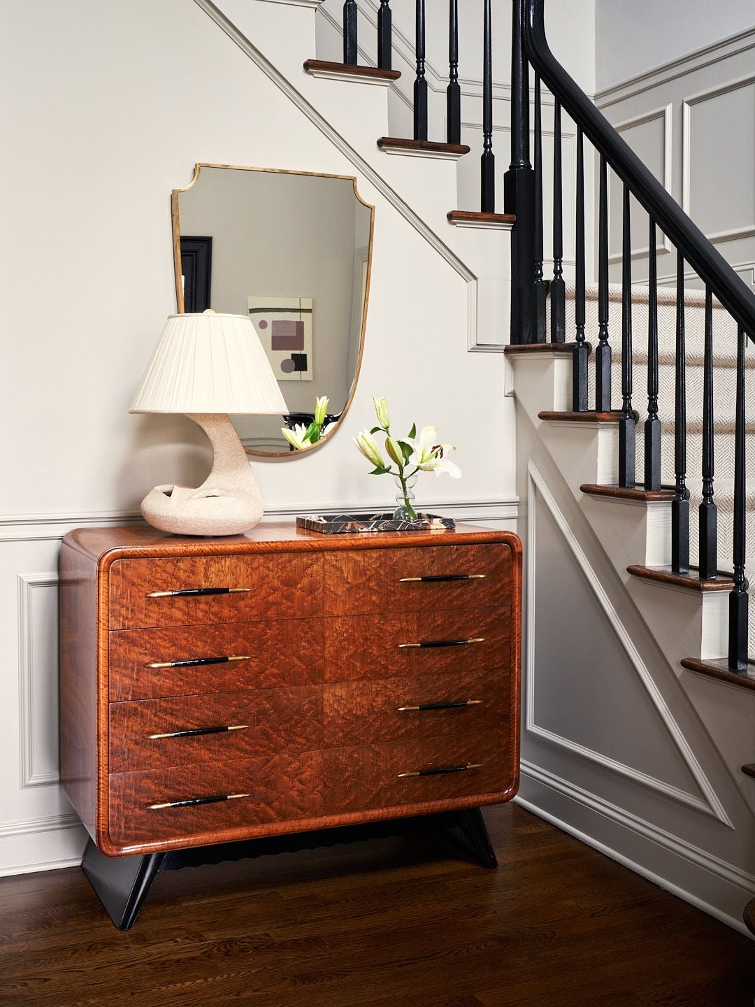 Mid-Century Modern Entry and Hall Design Ideas - 616 Pictures | 1stDibs