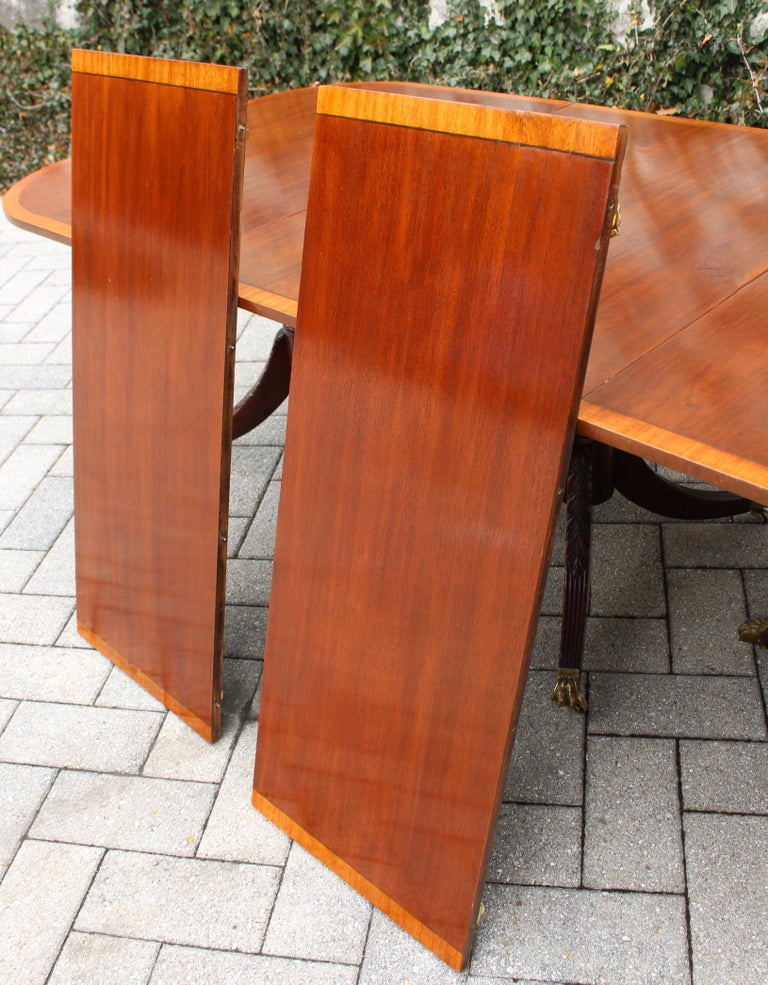 Traditional Antique Duncan Fife Style Mahogany Expandable Wood Dining ...