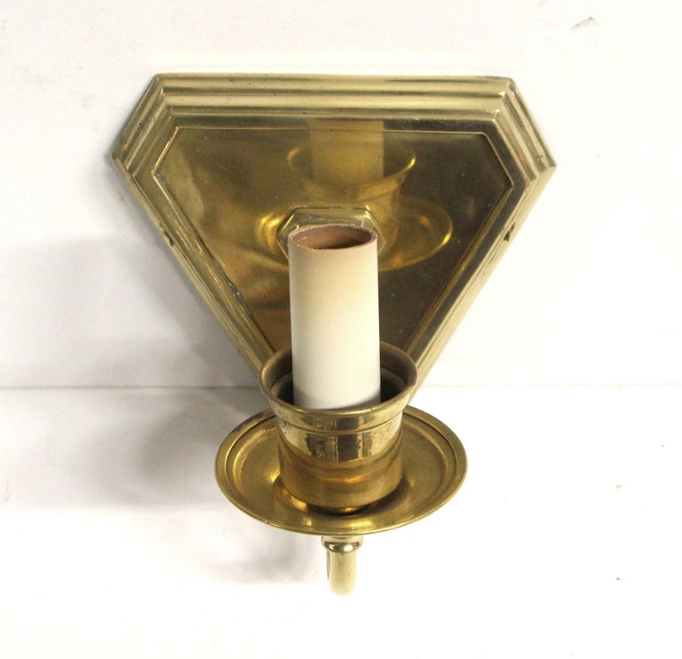 Traditional Brass Single Arm Wall Sconce w/ Beveled Triangular Back ...