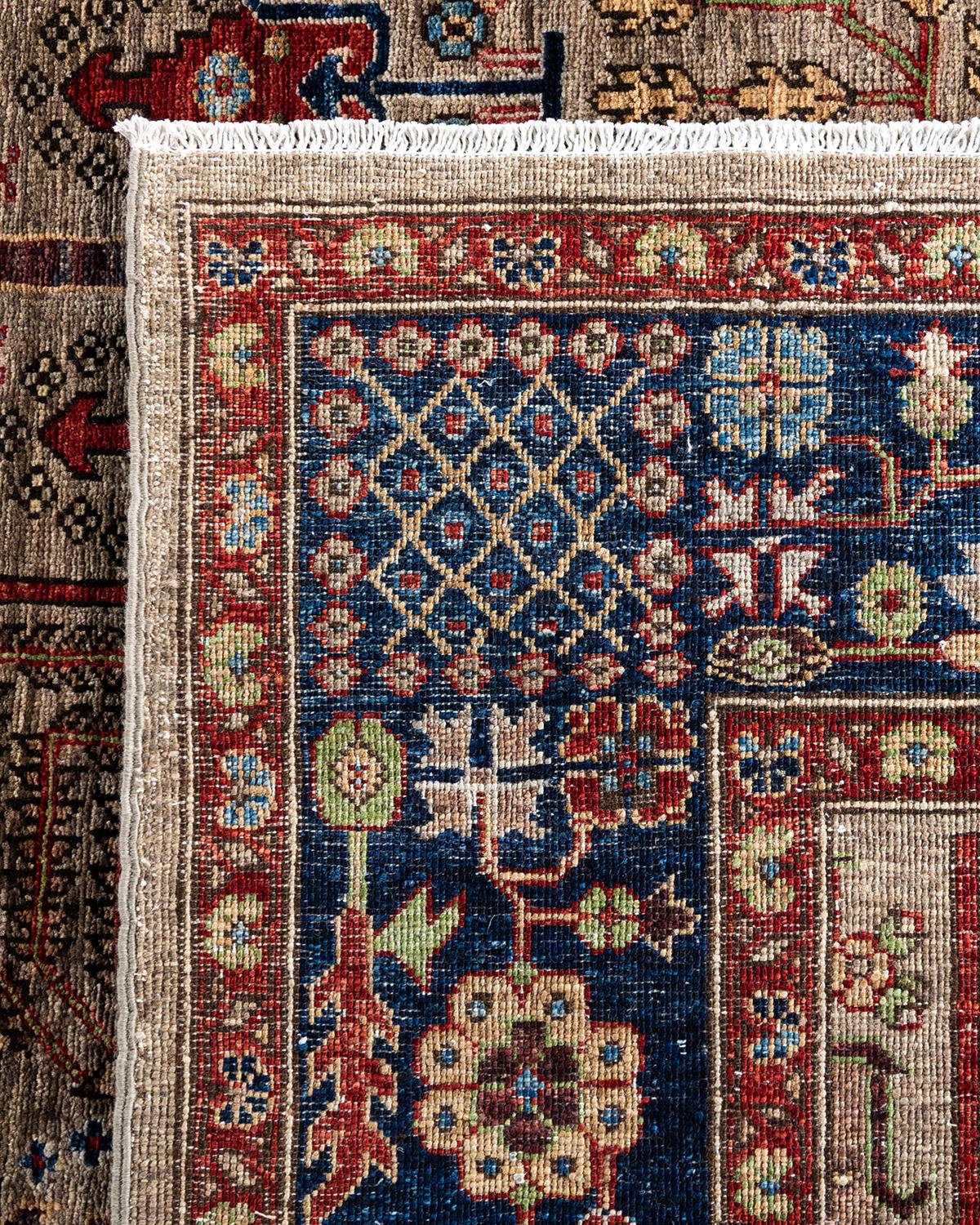 Traditional Serapi Hand Knotted Wool Brown Area Rug For Sale at 1stDibs