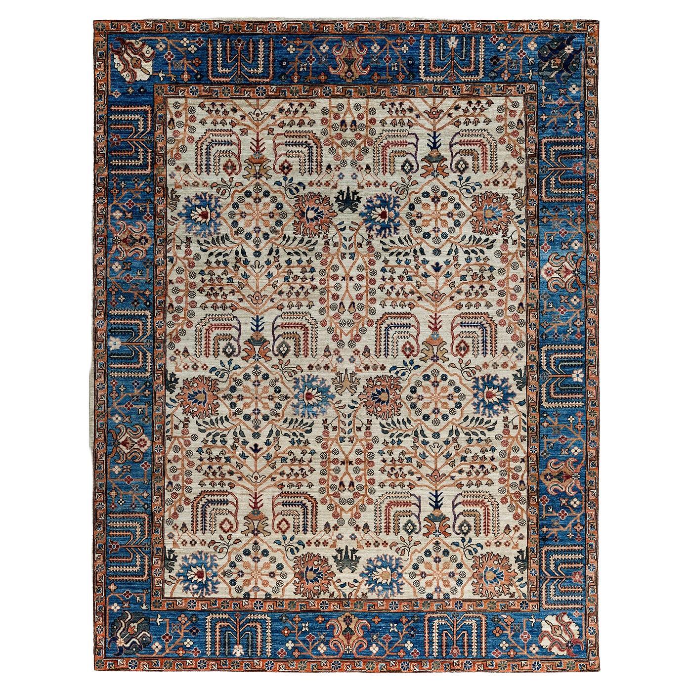 Traditional Serapi Hand Knotted Wool Ivory Area Rug 8' 9" x 11' 7" For Sale at 1stDibs
