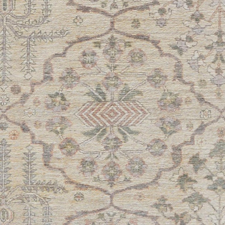Transitional Handwoven Agra Rug For Sale at 1stDibs