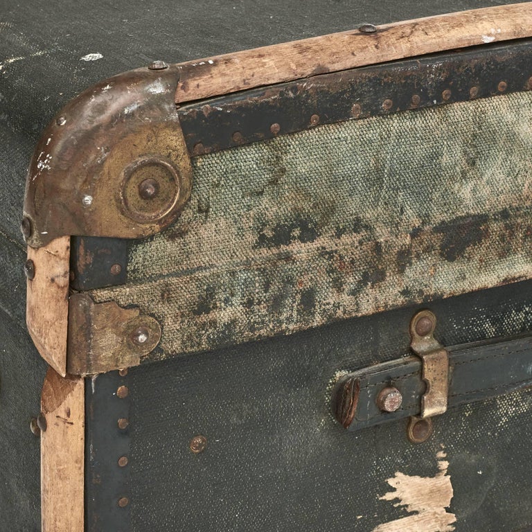 Travelers Sea Trunk approx. 1920. For Sale at 1stDibs