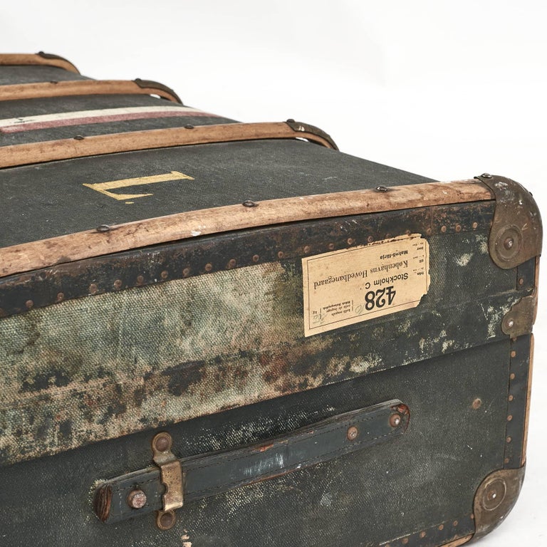 Travelers Sea Trunk approx. 1920. For Sale at 1stDibs