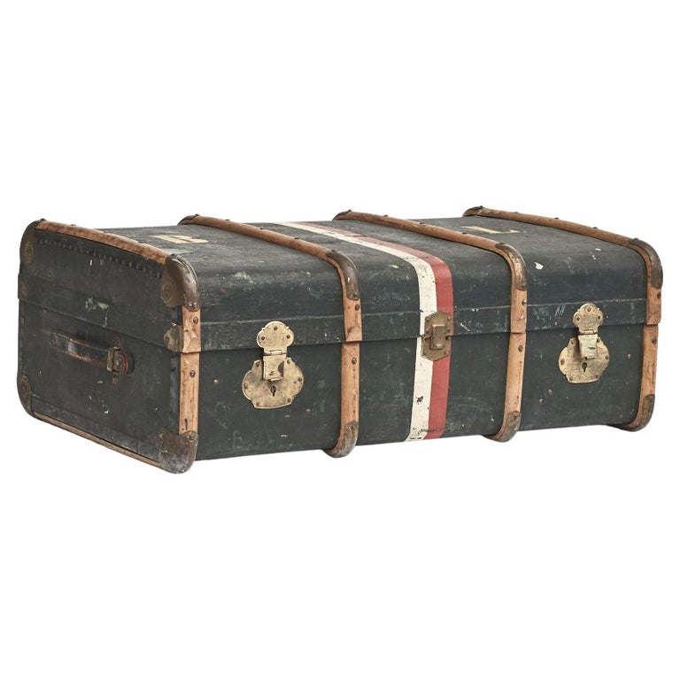 Travelers Sea Trunk approx. 1920. For Sale at 1stDibs