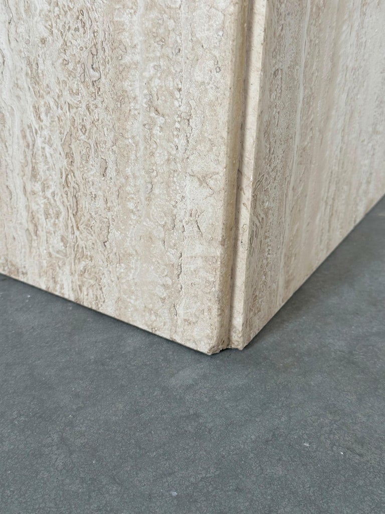Vintage Italian travertine pedestal plinth stand For Sale at 1stDibs