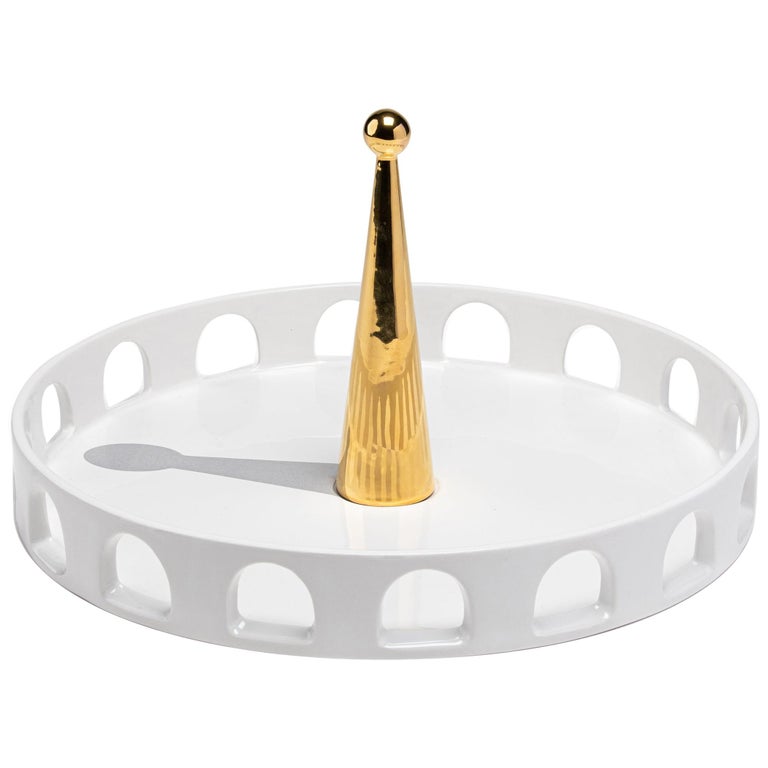 06:45 _ White Ceramic and 24-K Gold Details Handcrafted Round Tray For ...