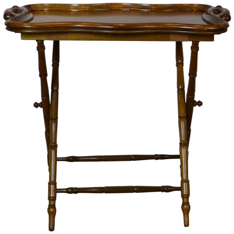 Tray with a Stand For Sale at 1stDibs